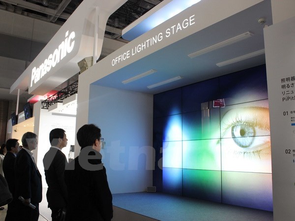 Panasonic ra mắt nhiều sản phẩm công nghệ chiếu sáng tiên tiến